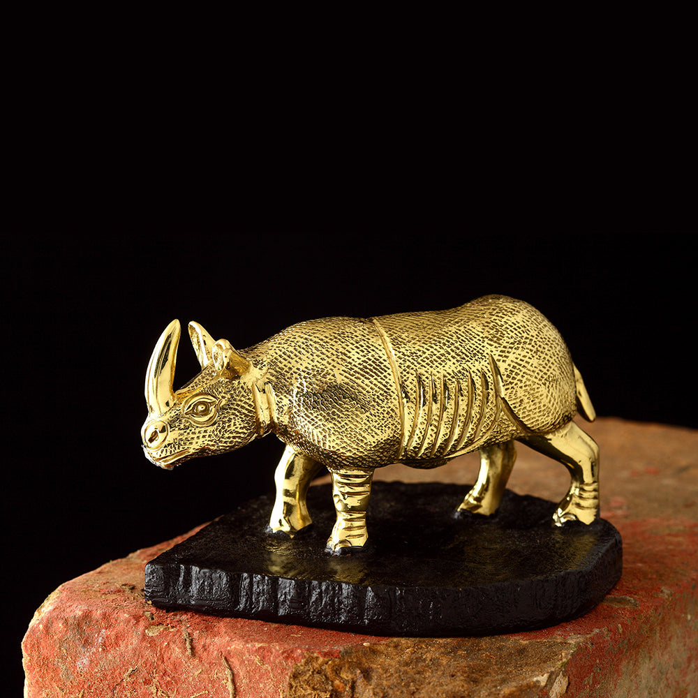 Completely handcrafted, made in brass and lacquered! – Code Silver